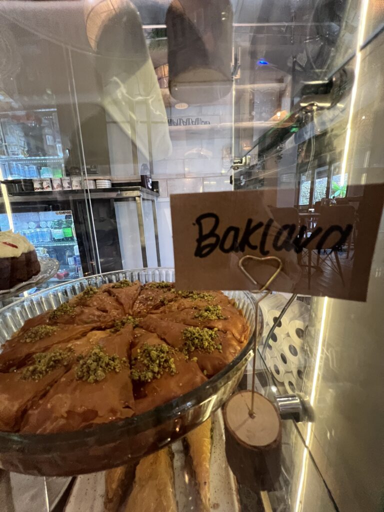 Ronav Cafe & Bistro Apsley