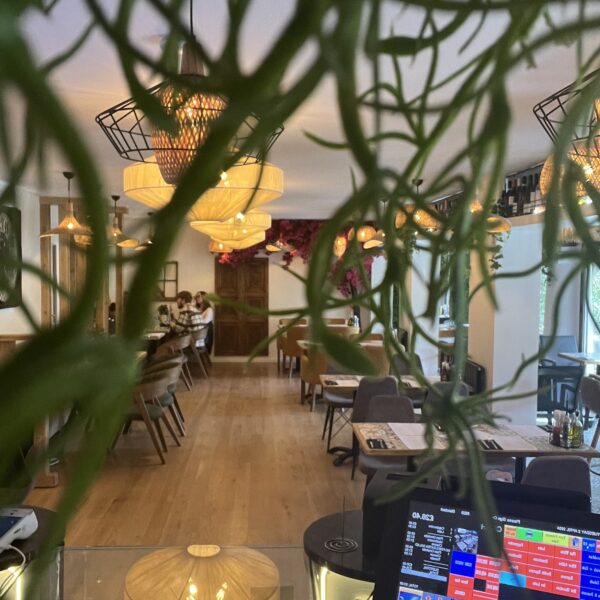 Ronav Cafe & Bistro Apsley